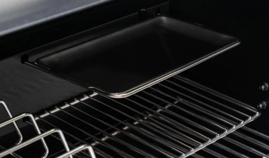 RACKT™ GRIDDLE- Green Mountain Grills | Emerald Home Brew Supplies